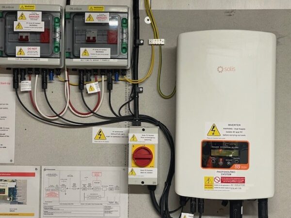 Trapezoidal Roof System Utilising Renusol MS+